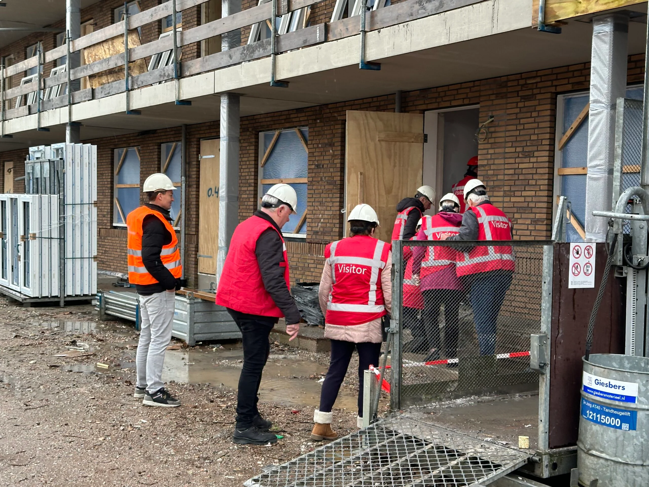 Toekomstige huurders Componistenhof namen een kijkje op de bouw in ...