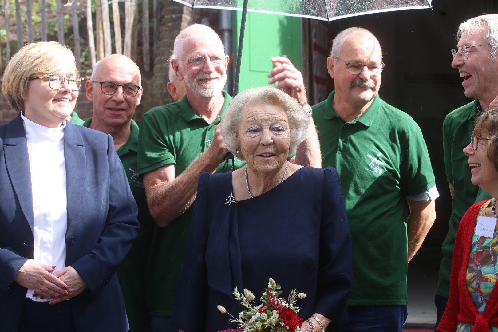 Prinses Beatrix heropent Zuidmolen in Groesbeek